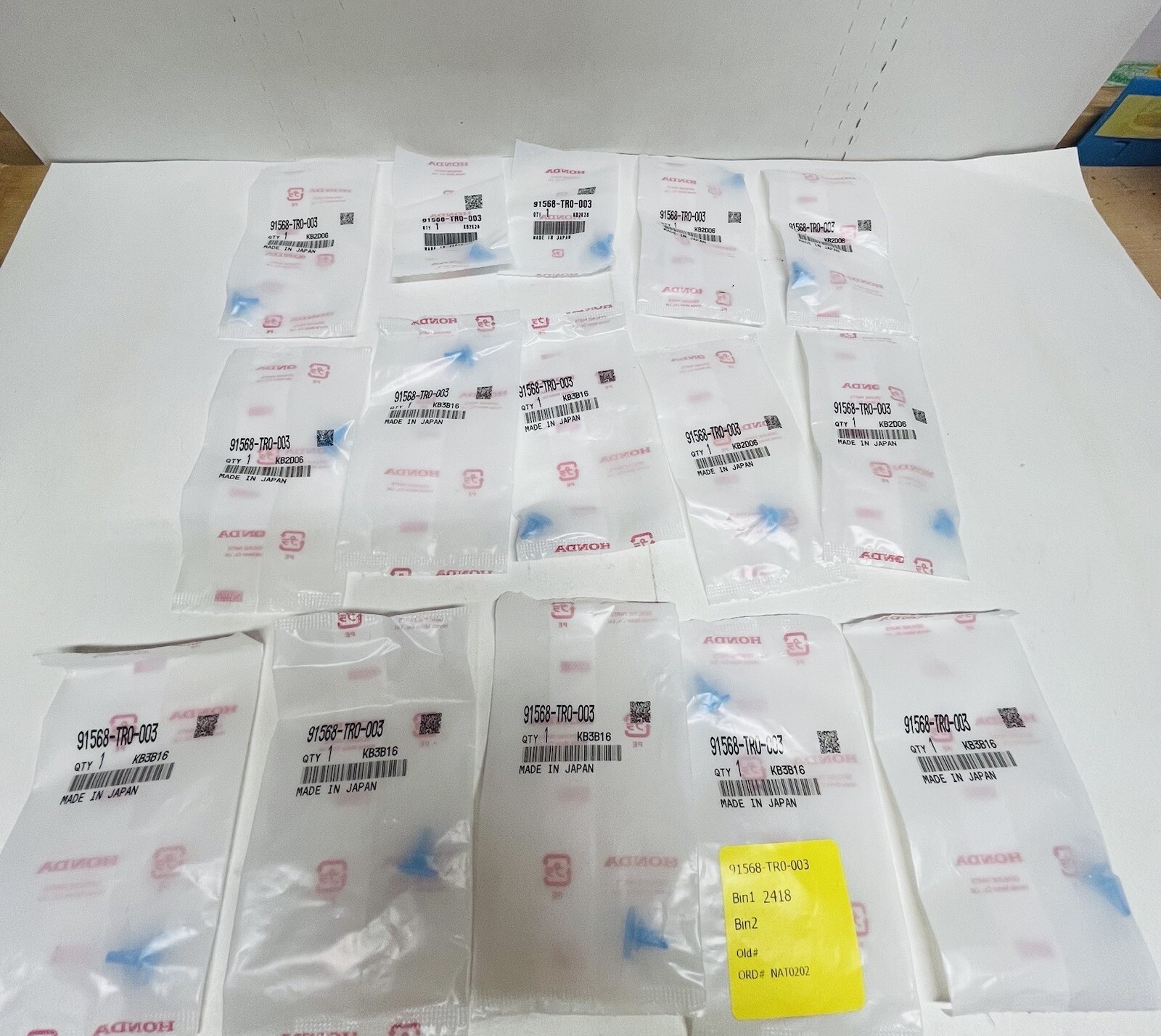 Genuine Honda Clip Door Weatherstrip 91568-TR0-003 OEM NEW LOT BUNDLE ...
