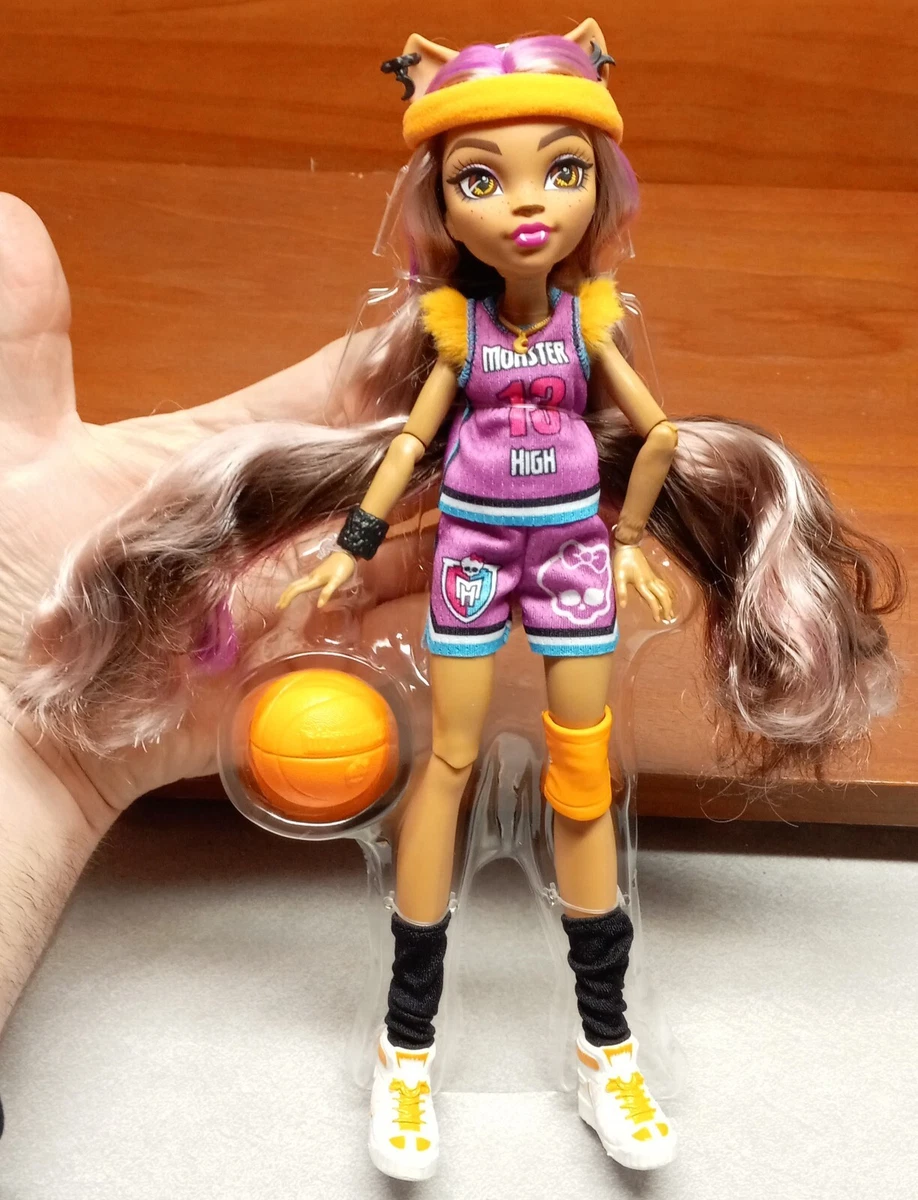 Clawdeen Wolf Walmart