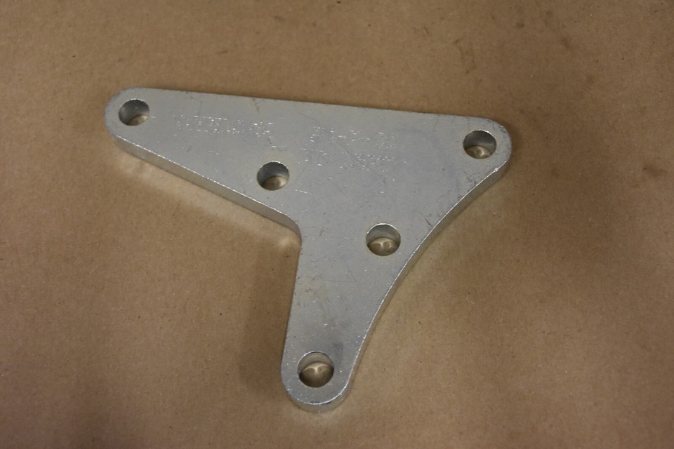 329897-1X CHELSEA PARKER PTO BRACKET AND HOSE KIT (890/ 897/ 899 SERIES ...
