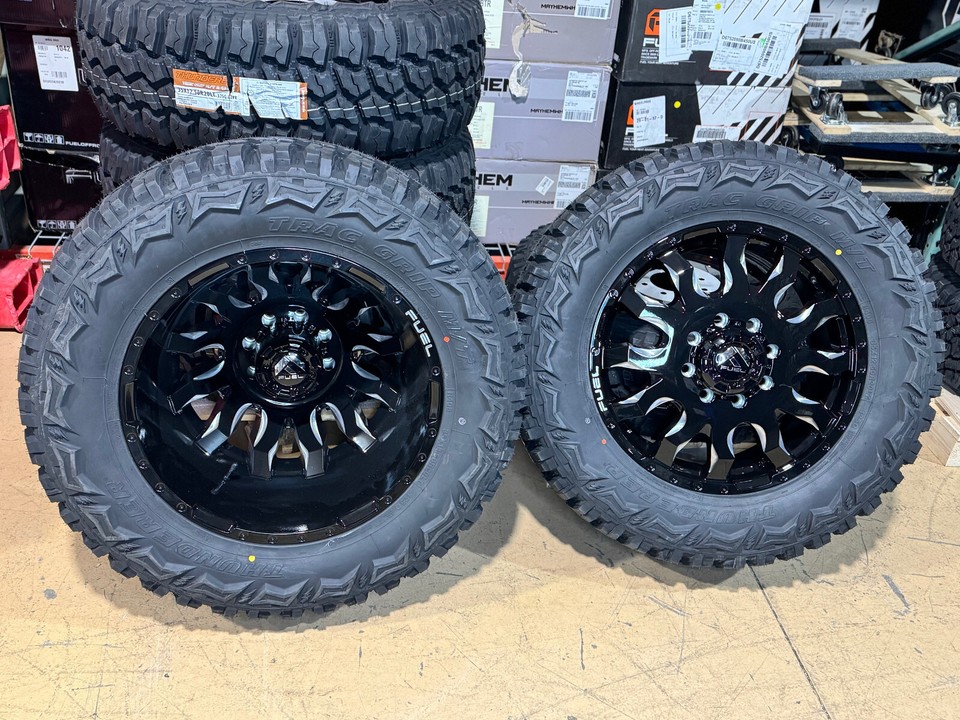 20" Fuel Blitz D673 Black Dually Wheels 35" MT Tires 8x200 Ford Super ...