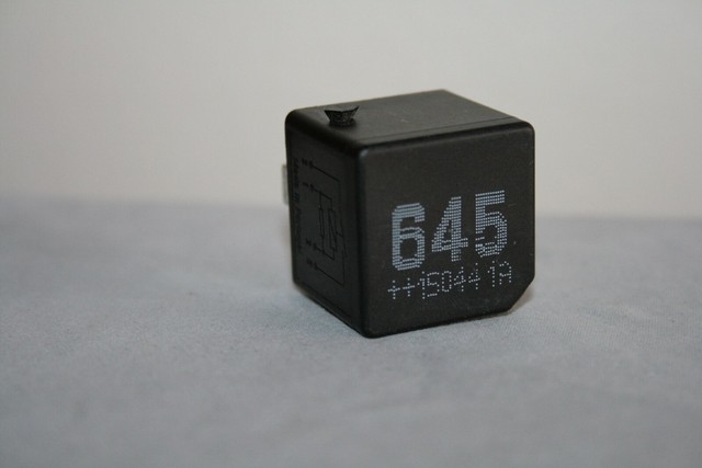 OEM VW AUDI 645 Black Relay 4h0 951 253a V23136-b0006-x080 for sale ...