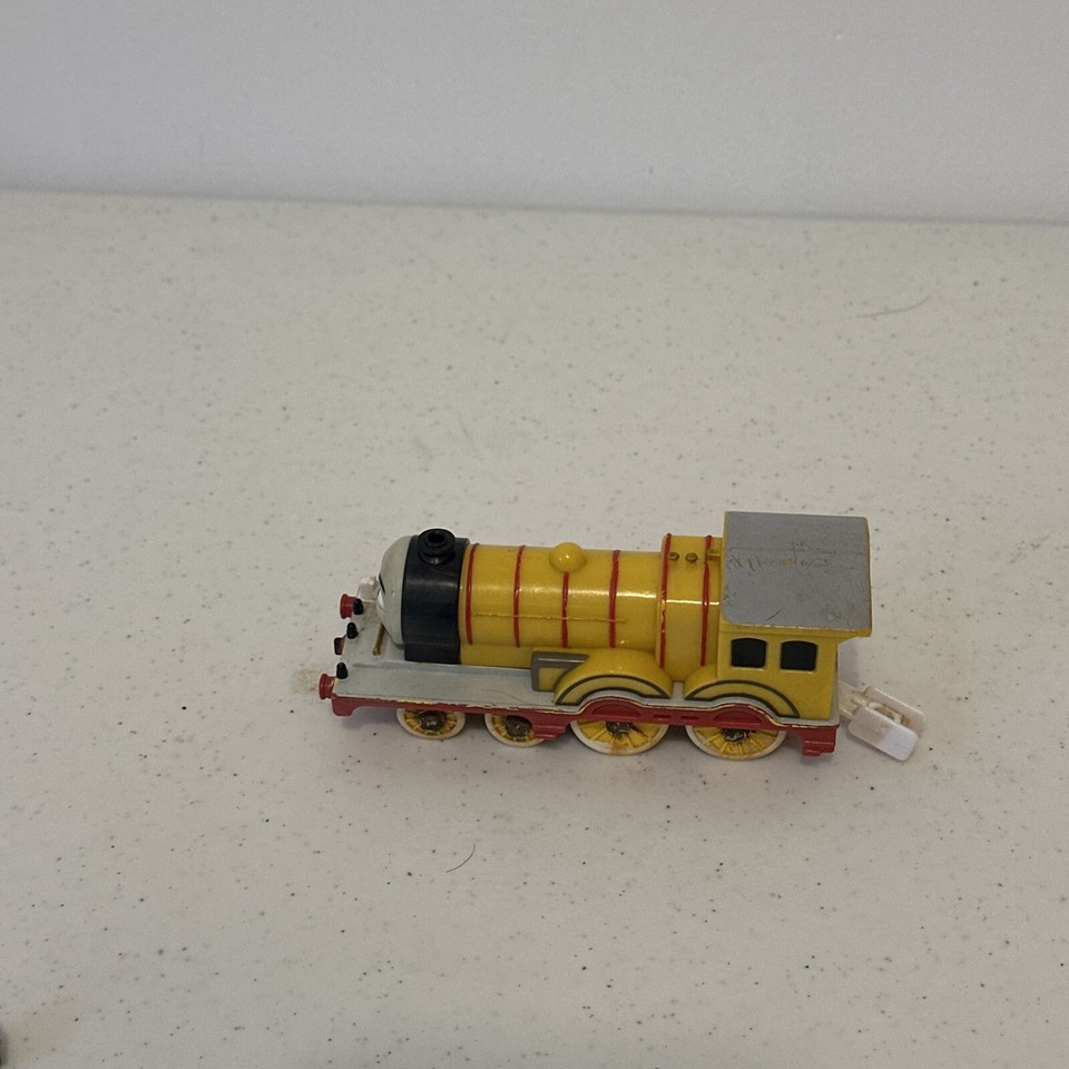Thomas & Friends TOMY/ Trackmaster HIT TOYS 2006 MOLLY FRONT HALF | eBay