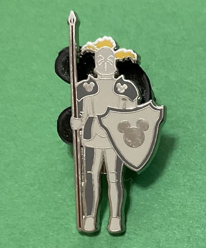 DISNEY WDW - Haunted Mansion Ghost Knight - Hidden Mickey 2007 Series 2 ...