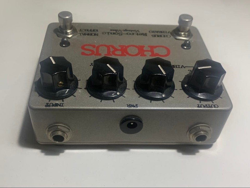 Retro-Sonic Chorus Guitar Effects Pedale Alimentatore 12VAC Usato ...