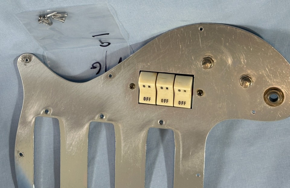 1960’s Teisco Kingston S-3V Chrome Guitar Pickguard w Electronics NO ...