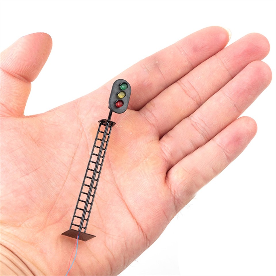 1:87 Railway Signal Traffic Light 8.3cm Traffic Light Black Post With ...