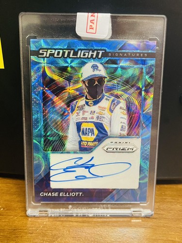 Chase Elliott 2021 Prizm Spotlight Signatures Carolina Blue Scope 7/30 ...