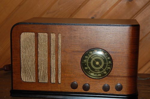 Vintage Table Top Tube Radio Works | eBay