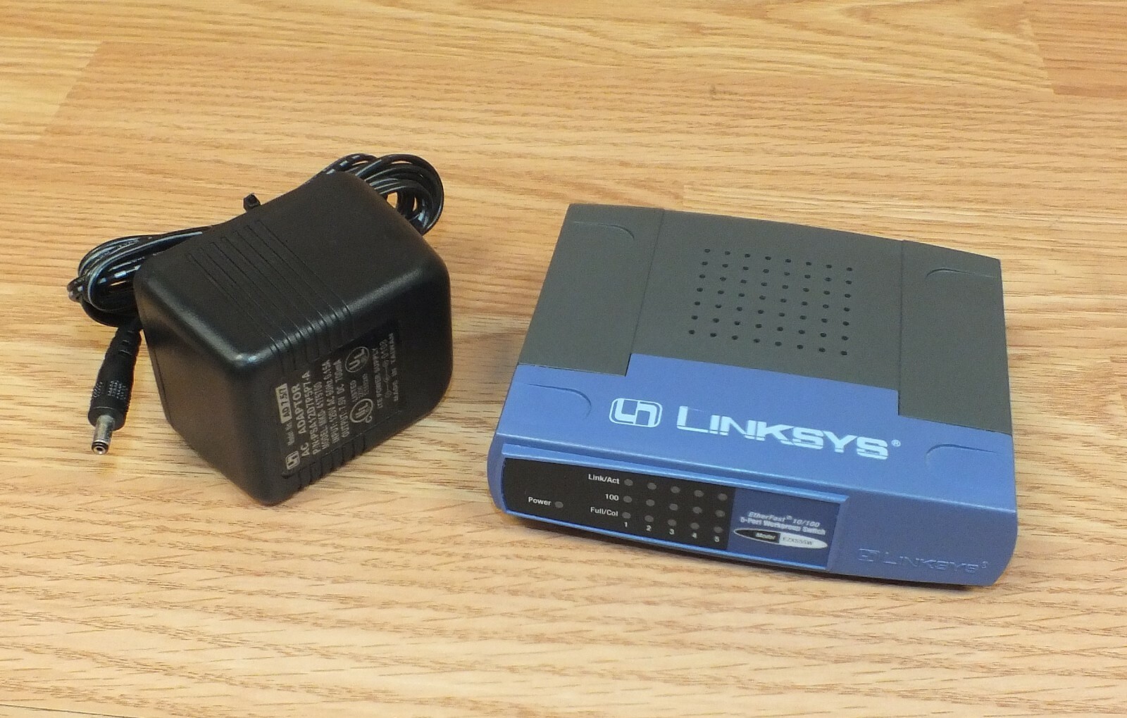 Linksys EtherFast (EZXS55W V2) 10/100 5-Ports External Switch w/ Power ...