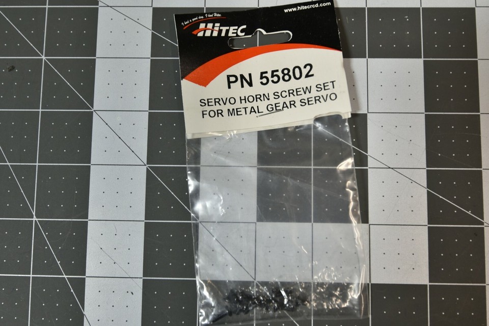 HiTec Lot: 10 PN 55801, 4 PN 56403, 4PN55002, 2 PN 55016, 2 PN 55001 ...