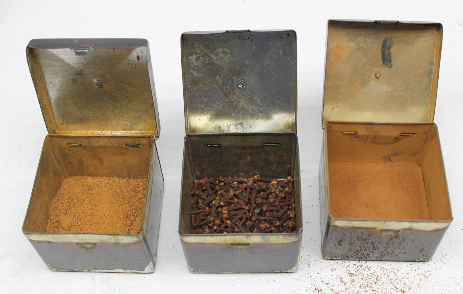Antique Kreamer (?) Metal Tin Spice Lock Box +6 Tins+Grater+Spices ...