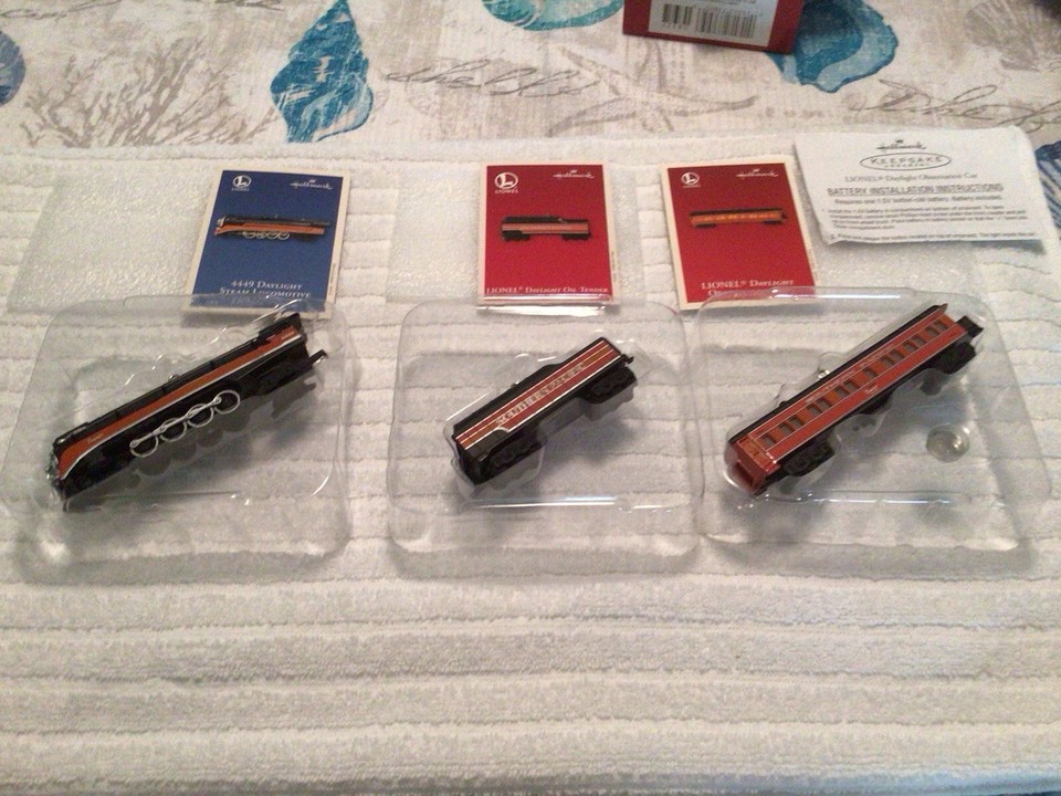 2003 Hallmark Keepsake Lionel 4449 Daylight Locomotive, tender ...