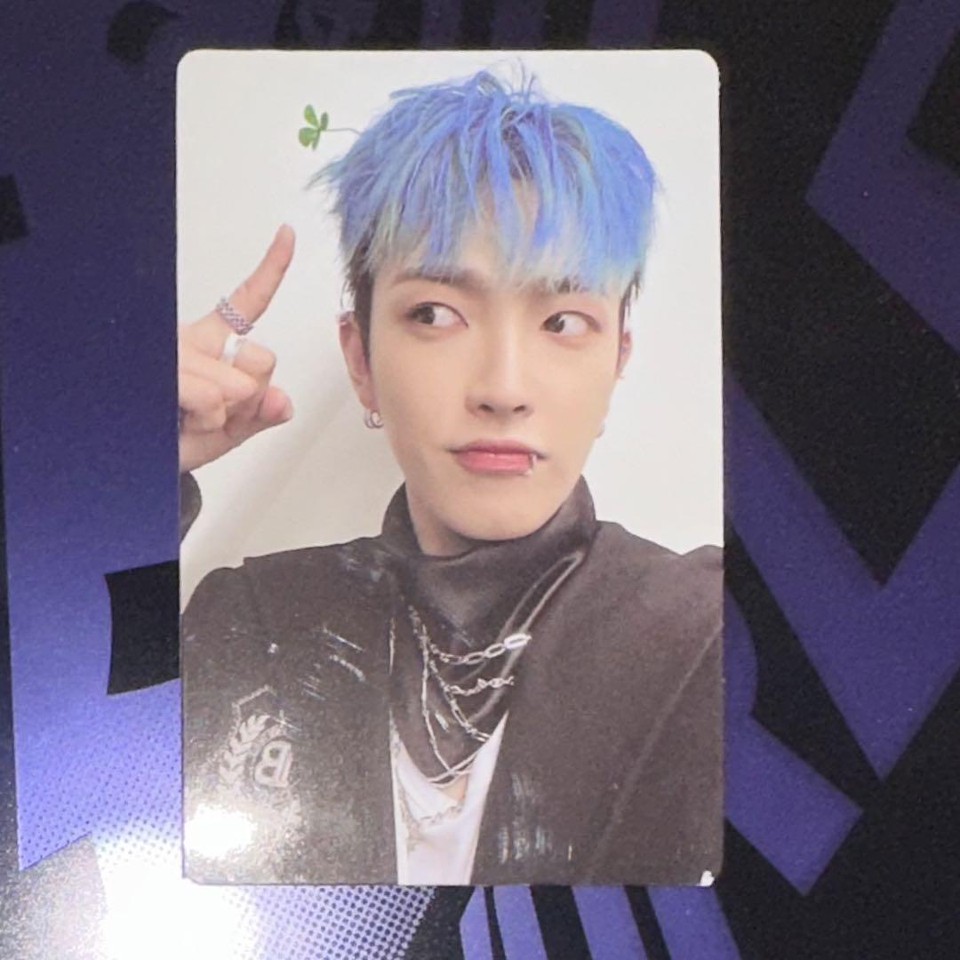 ATEEZ HONGJOONG THE WORLD EP.2 : OUTLAW official photo card A Diary Z ...