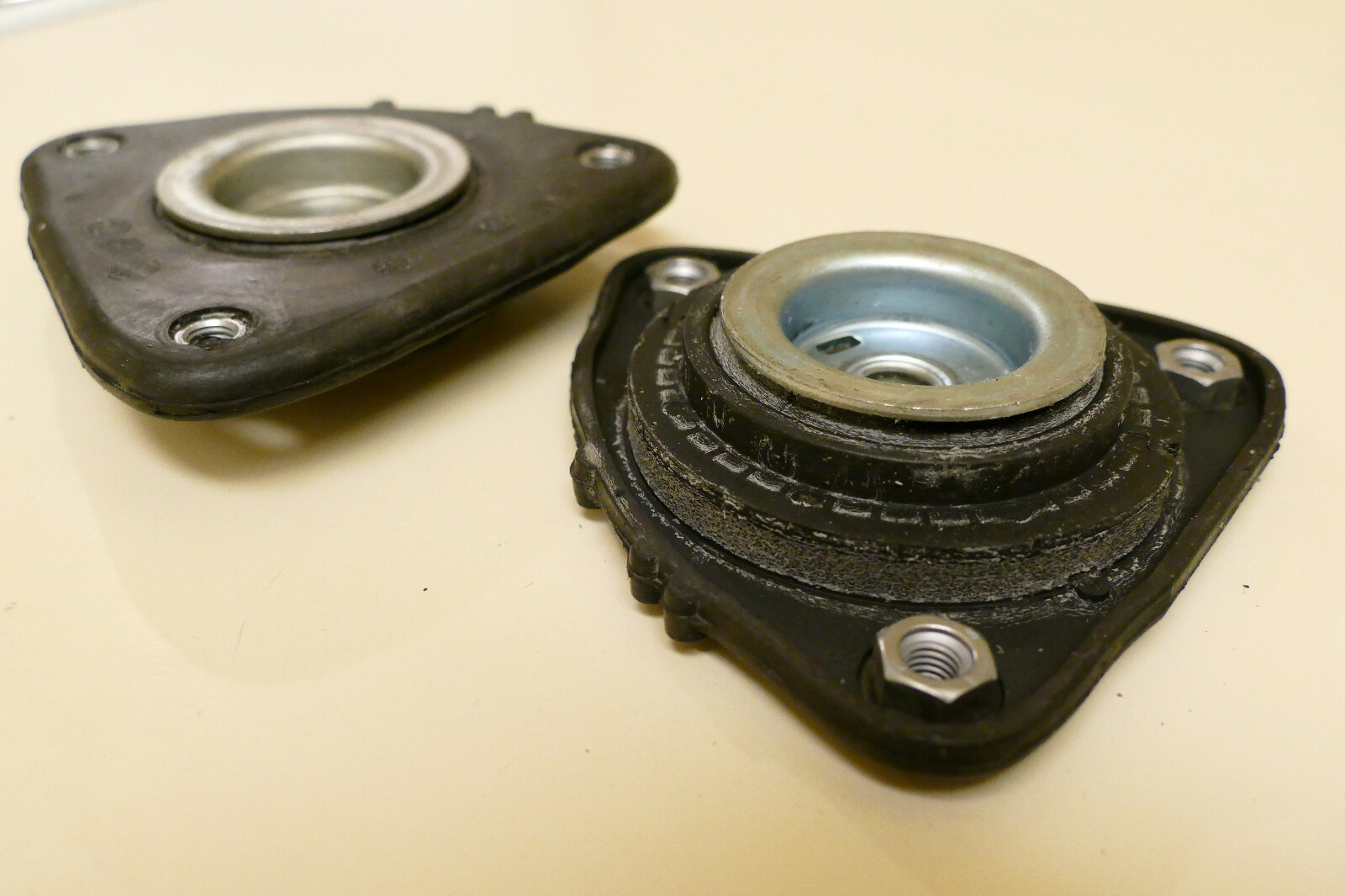 Suspension Strut Mount-FWD Sachs 802458 30681546 Volvo C30 S40 V50 ...