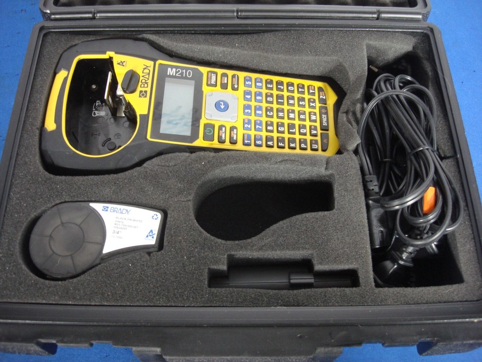 Brady M210 Portable Label Printer Handheld Label Maker w/ Carrying Case ...