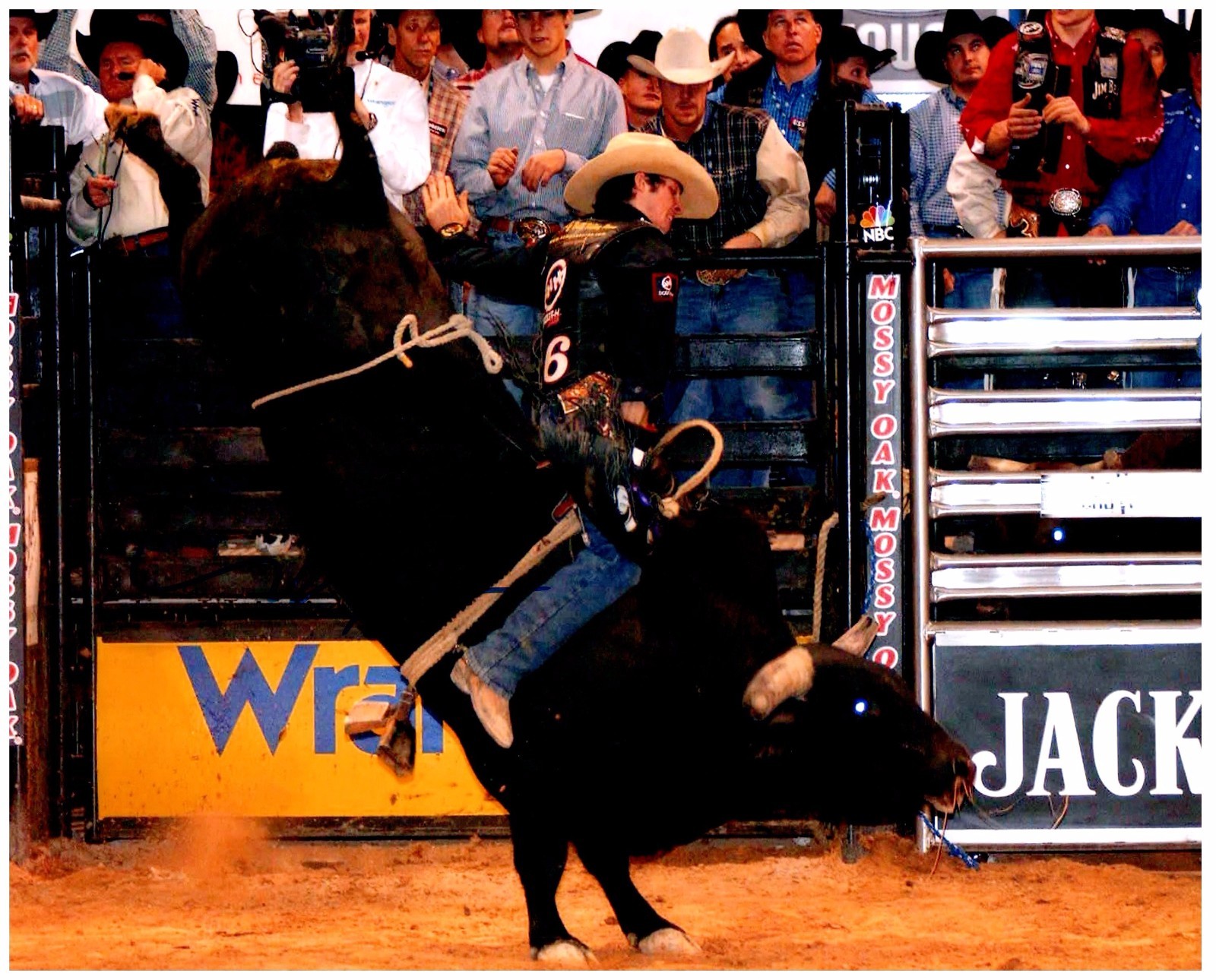 LUKE SNYDER Professional Bull Rider "PBR" Signed Autographed 8x10 Pic ...