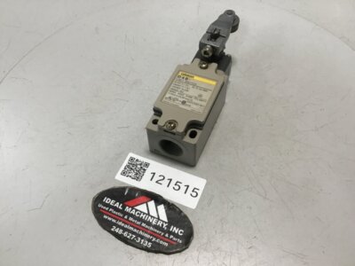 OMRON Limit Switch D4B-2115N-R Used #121515 | eBay