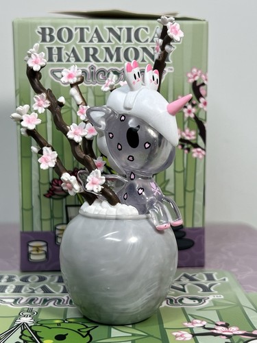 Tokidoki Unicorno Botanical Harmony Cherry Blossum Hanami Vinyl Figure ...