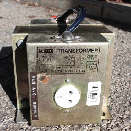 Arlec Transformer type no. 2168 Step down Primary 240V Secondary 115V 4 ...