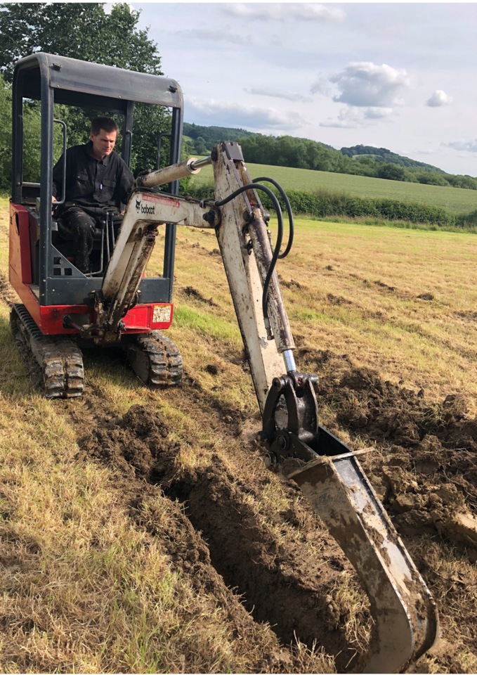 80mm Mini Digger cable deep dig bucket 1 to 1.9 ton excavators c/w pins ...