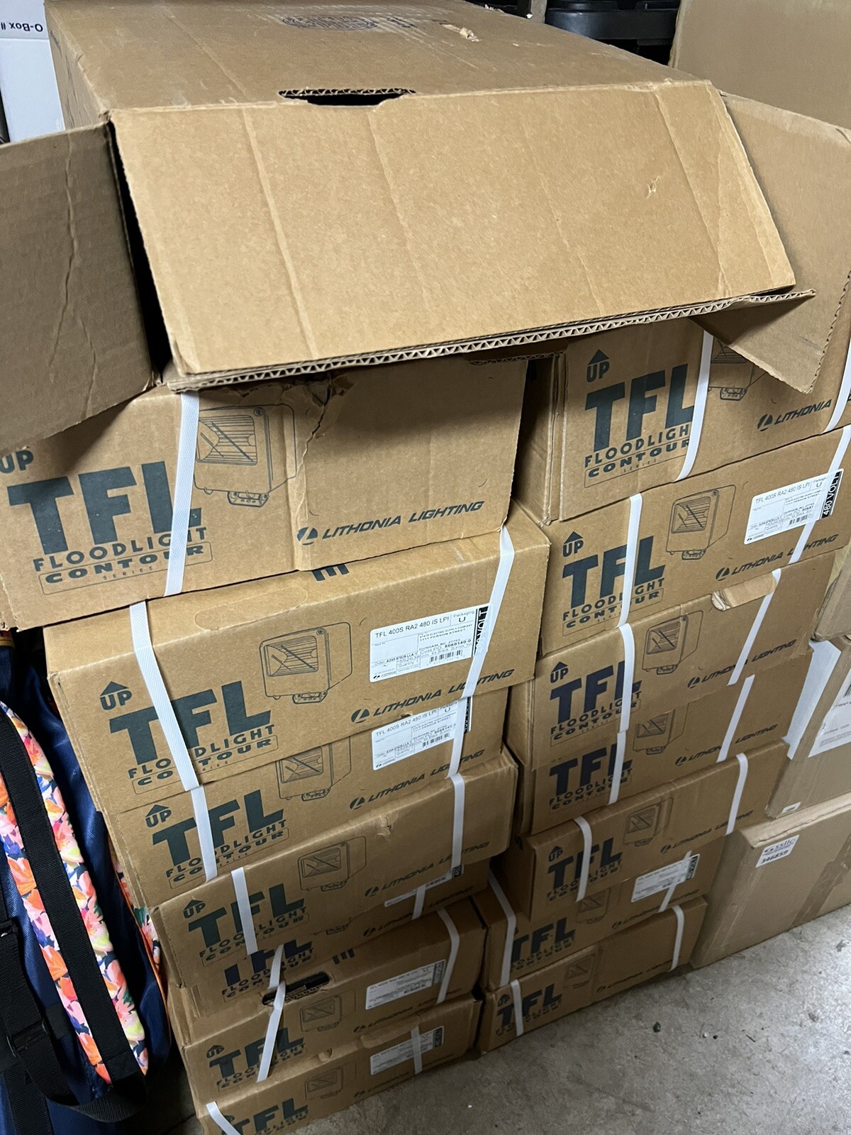 Lithonia Lighting TFL Floodlights, model TFL 400S RA2 480 IS LPI 480 ...