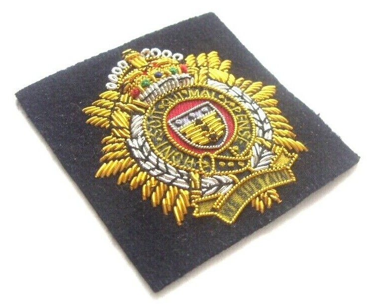 RLC AAC WO1 / OFFICER SMALL CROWN BERET & KINGS CROWN CAP BADGE ARMY ...