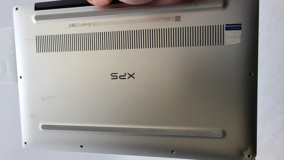 Dell XPS 13 9370 13.3 i7-8550U 1.8 Ghz 16 GB 256 GB M.2 Win 11 Pro-PLS ...