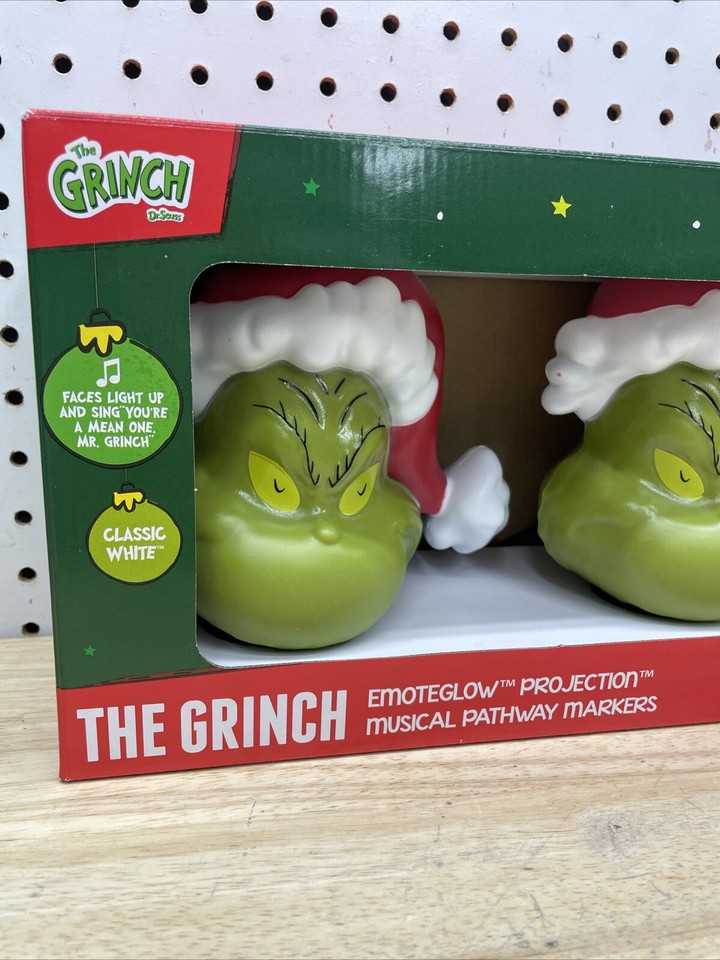 New The Grinch Animated Singing Light Up 1.3’ Yard Stakes Pathway ...