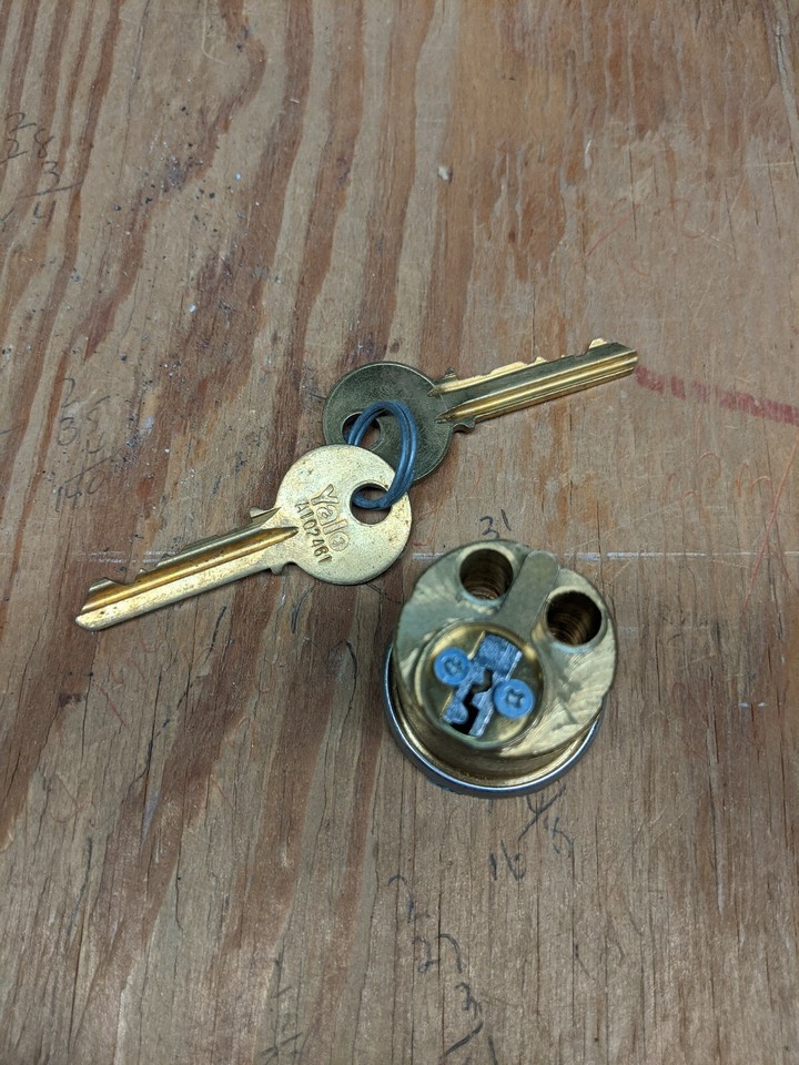 Yale PARA 2153-1 1/8" 6-pin Mortise Cylinder | eBay