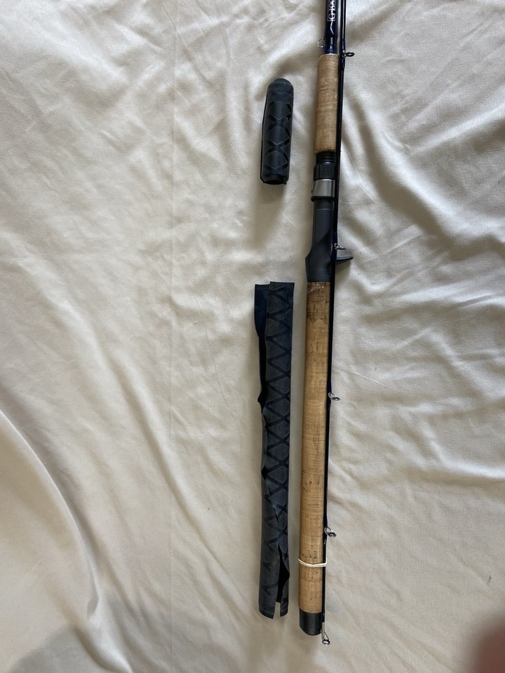 G Loomis GL2 1084C Casting Fishing Rod 9’ Length 10-30 LB 2-Piece Made ...