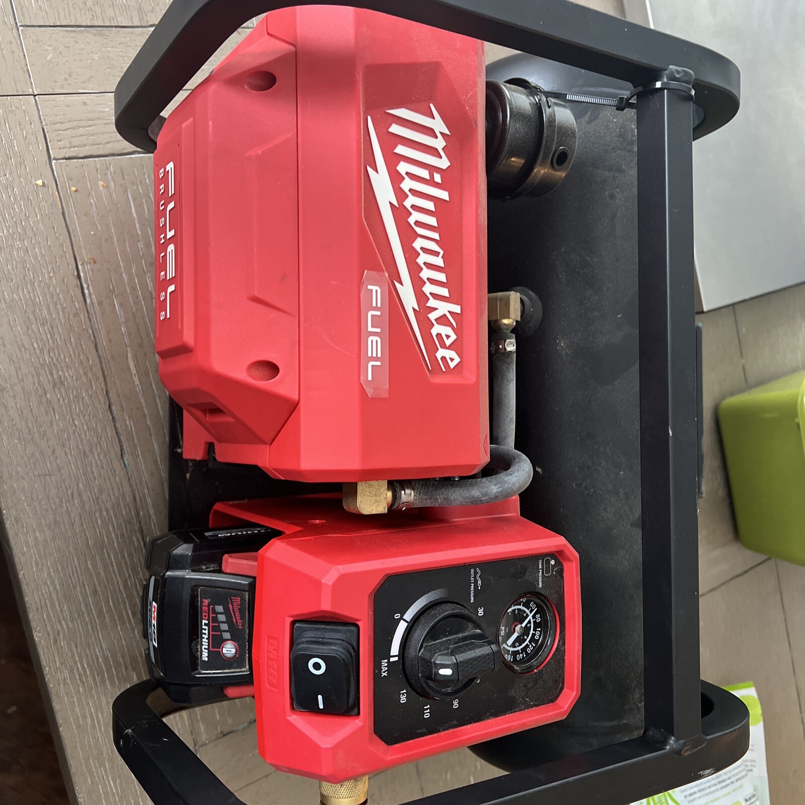 Milwaukee Tire Inflator Milwaukee M18 Fuel Cordless Air Compressor ...