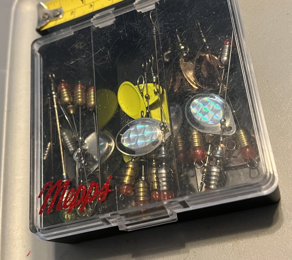 Mepps Tackle Box With 15 Various Inline Spinner Fishing Lures | eBay