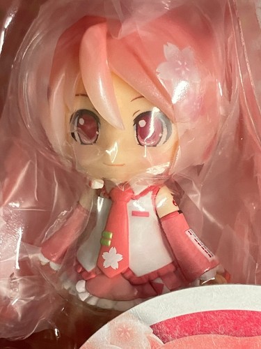 Sakura Miku Bloomed in Japan Nendoroid 500 Vocaloid Figure Good Smile ...