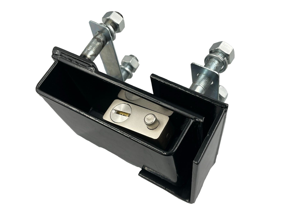 Bolt on container Lock Box Right Hand with Pad Lock - Containers ...