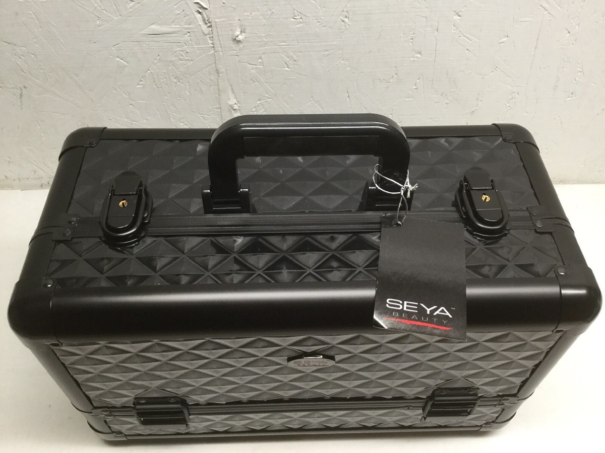 Seya Professional Aluminum Makeup Case | Saubhaya Makeup