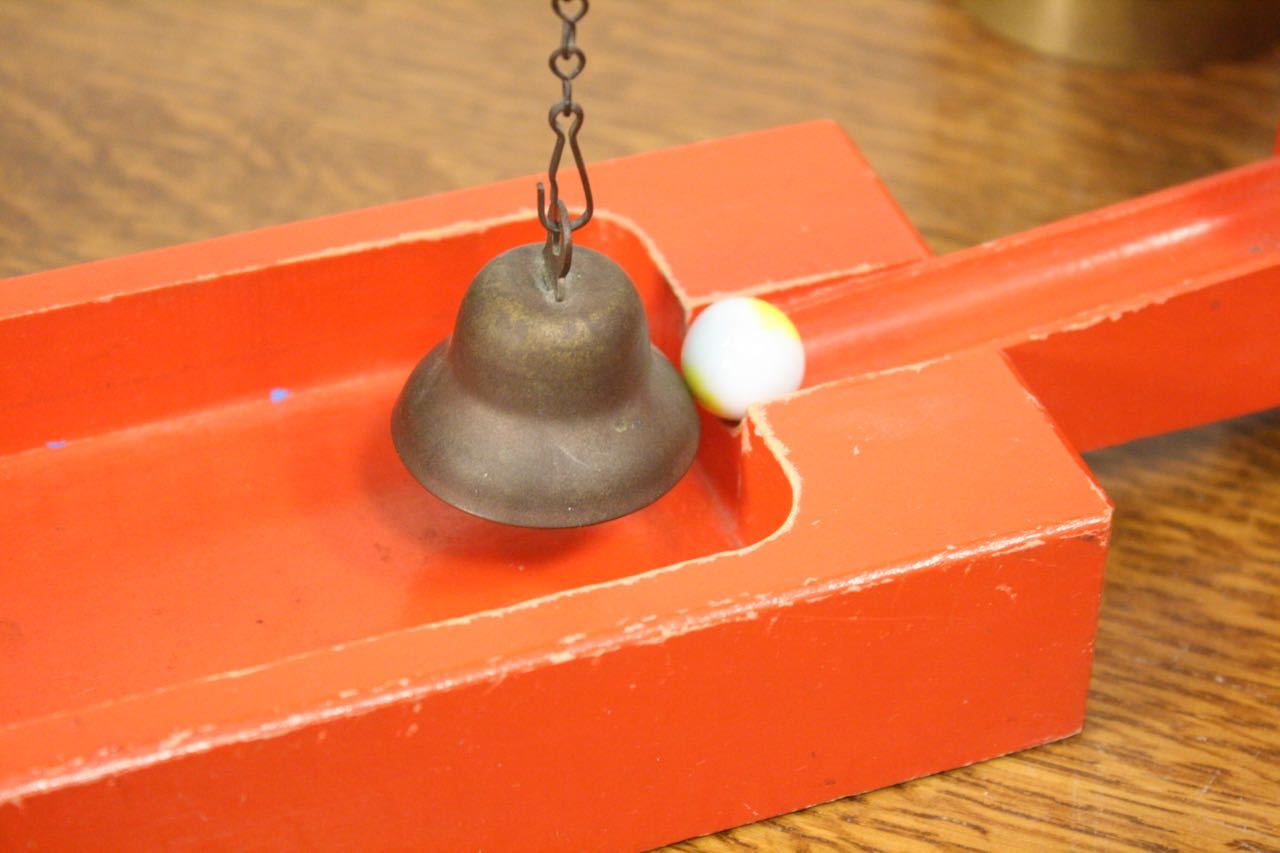 Large VTG PAX Nr. 580 Rolling Marble Machine. Zigzag Maze Run Bell Toy ...