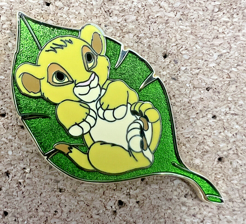 Disney Baby Simba Leaf LE 300 Pin DSF DSSH GWP The Lion King | eBay