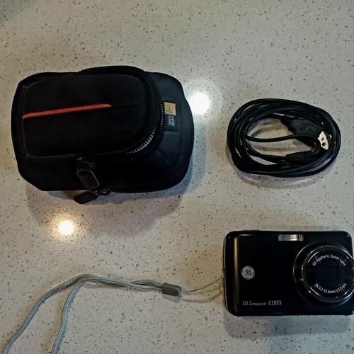 GE C1033 Digital Camera 10.1MP - Black,w/ case and charging cable. | eBay