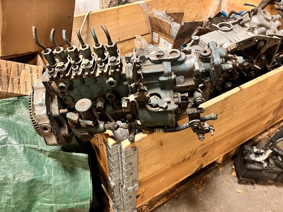 Used Core Injection Pump fits Navistar DT466 Engine 0-402-046-857 ...