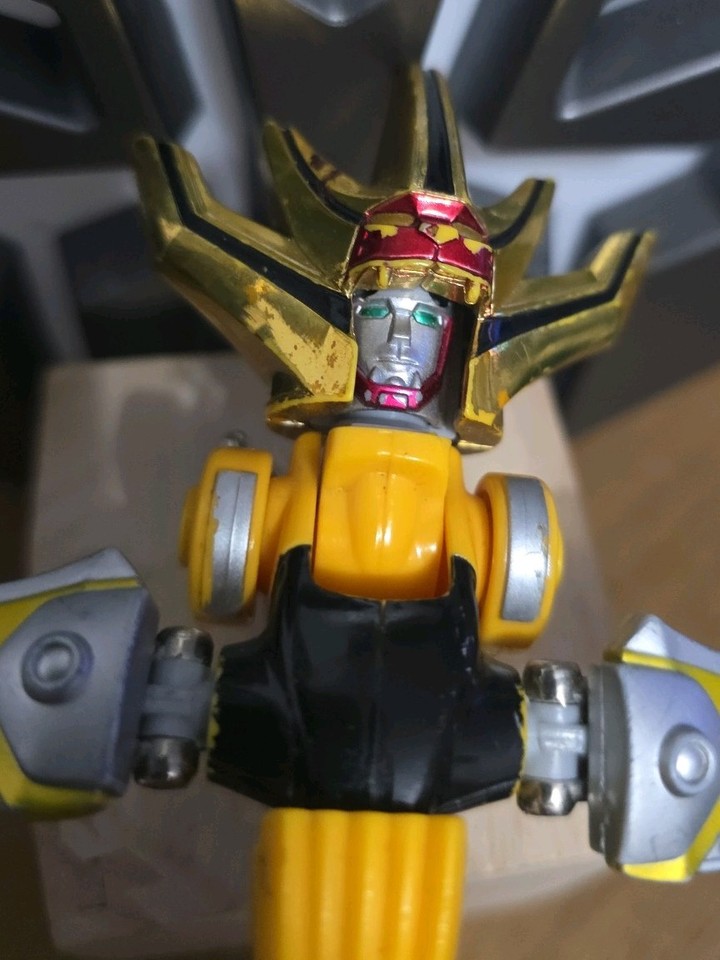 Bandai Power Rangers Wild Force Deluxe Yellow Eagle Zord Gaoranger ...