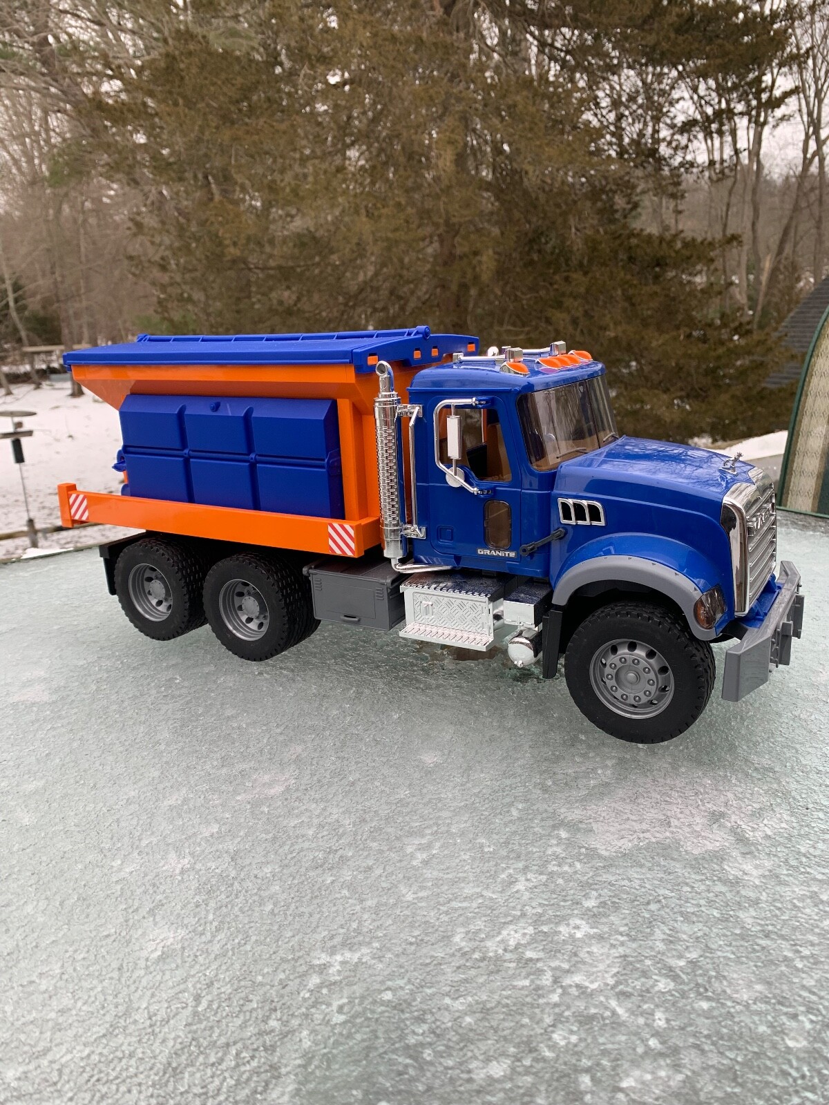 BRUDER 1:16 Scale MACK GRANITE , SANDER/SALTER TRUCK | eBay