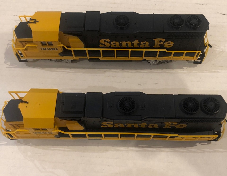 Santa Fe Model Train Set HO Scale Locomotives 3500 & 3600 Pair | eBay