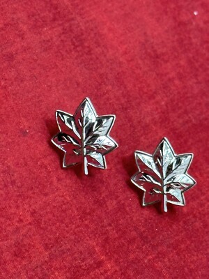 2 - 1/20 Silver Filled Oak Leaf Insignia NS Meyer NY Lt Col Commander ...