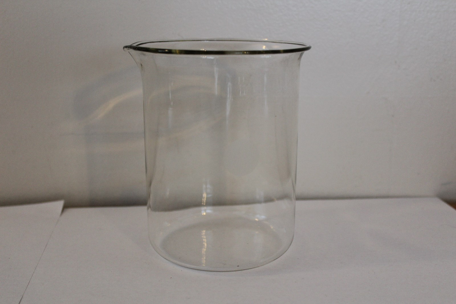 Vintage PYREX 600 ml Glass Beaker With Spout Made in USA | eBay