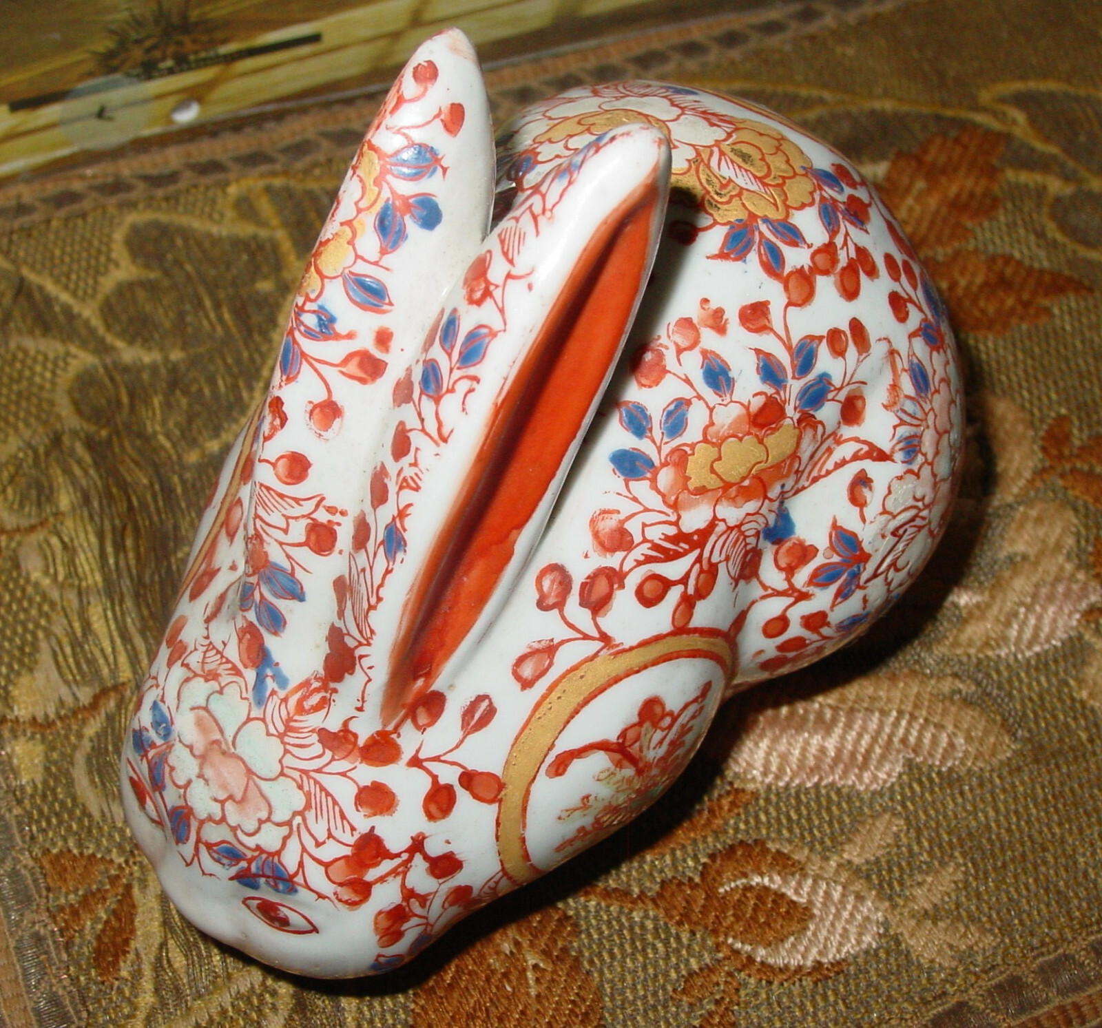 JAPANESE IMARI HAND-PAINTED W/ CARTOUCHES & VARIOUS FLORA SIGNED ...