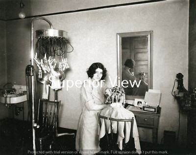 Old Time Hair Salon Permanent Wave Machine Vintage Hair Treatment ...