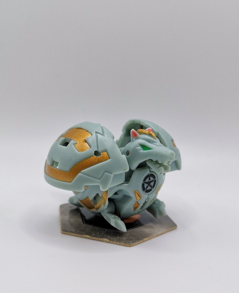 Bakugan Subterra Hynoid