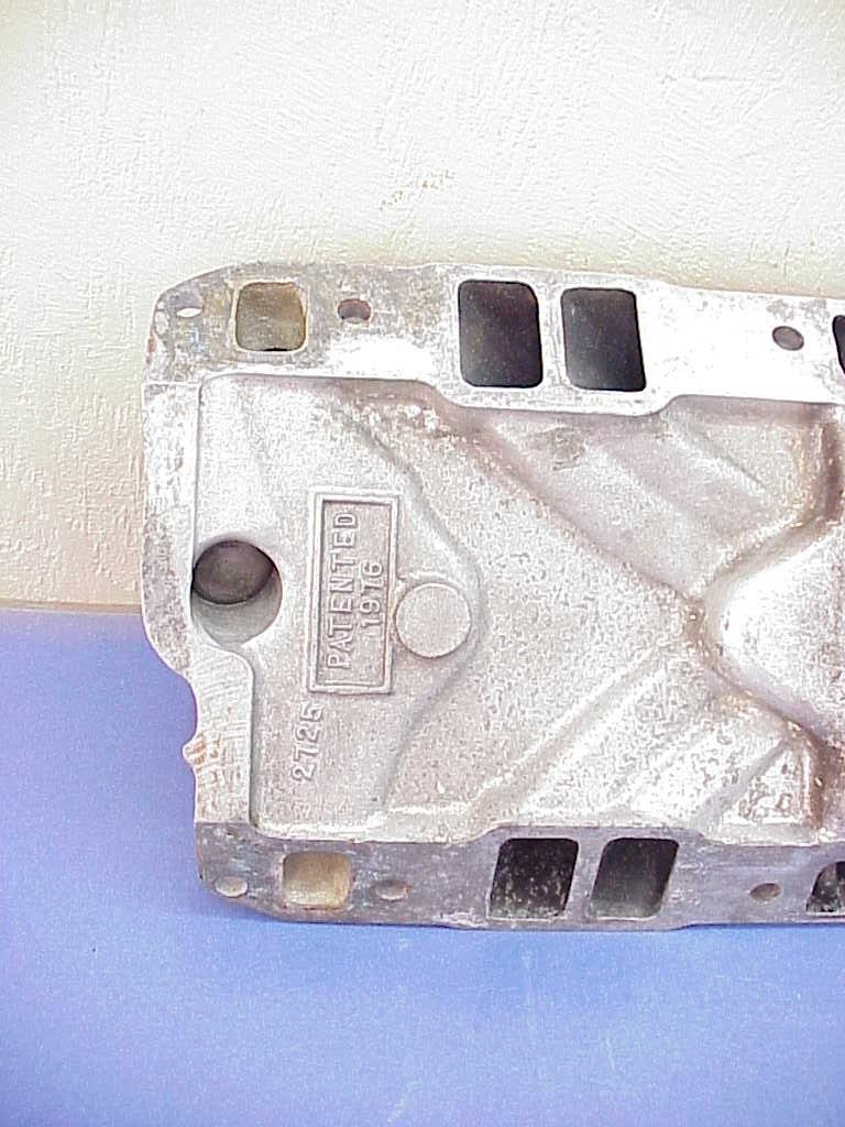 Vintage Edelbrock #2725 Torker Aluminum Intake Manifold SB Chevy 327 ...