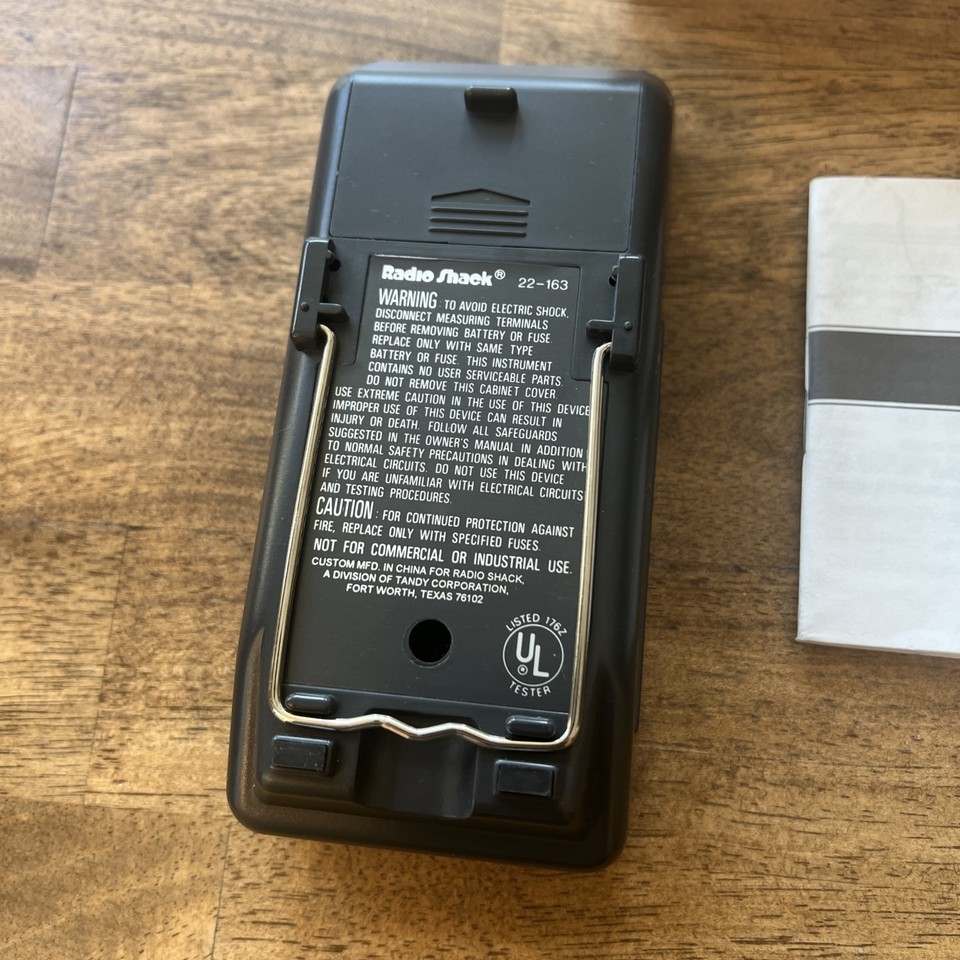 Radio Shack 22-163 Digital LCD Multimeter Auto-Ranging Meter No Leads W ...