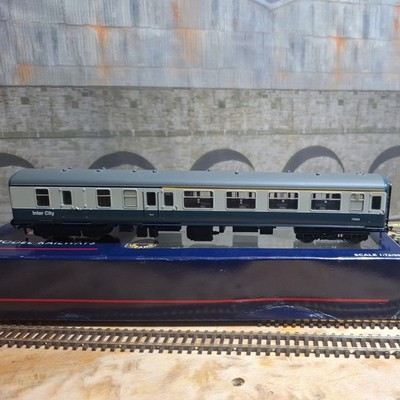 OO Gauge Bachmann 39-411 BR MK2 Blue & Grey Coach BFK Brake Corr 1st ...